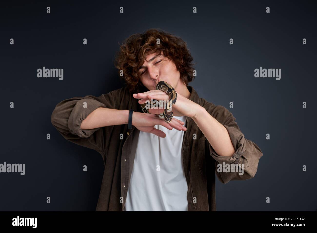 Scared person snake hi-res stock photography and images - Alamy