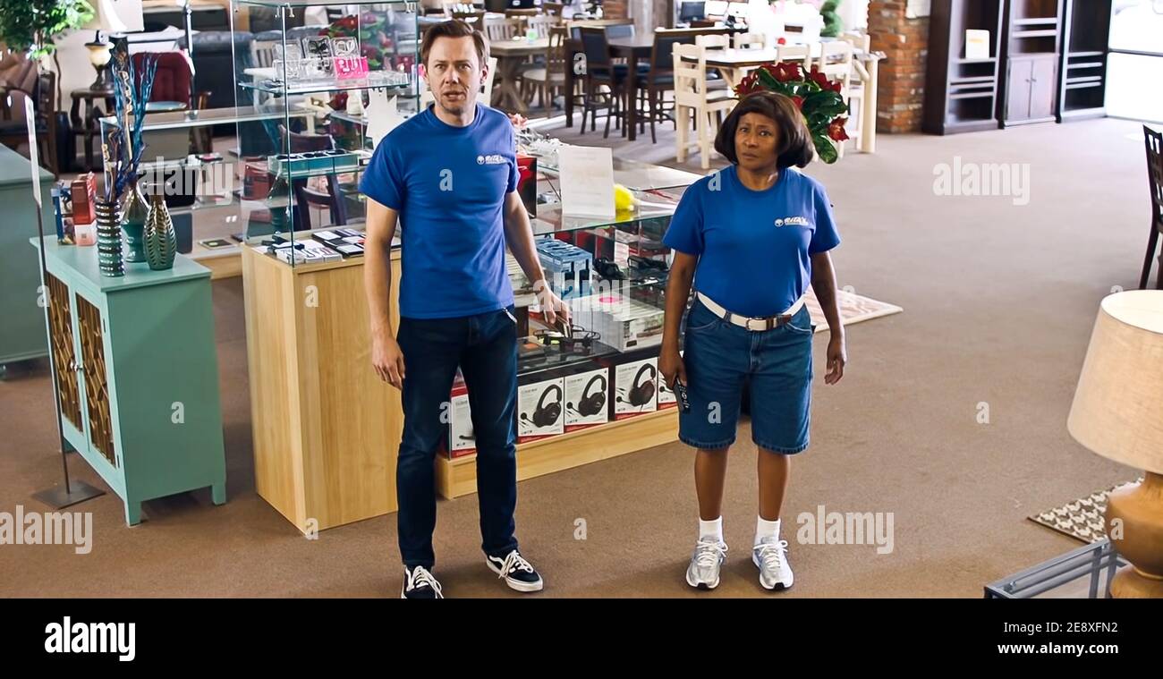 USA. Jimmi Simpson and Wanda Sykes in a scene from ©United Artists ...