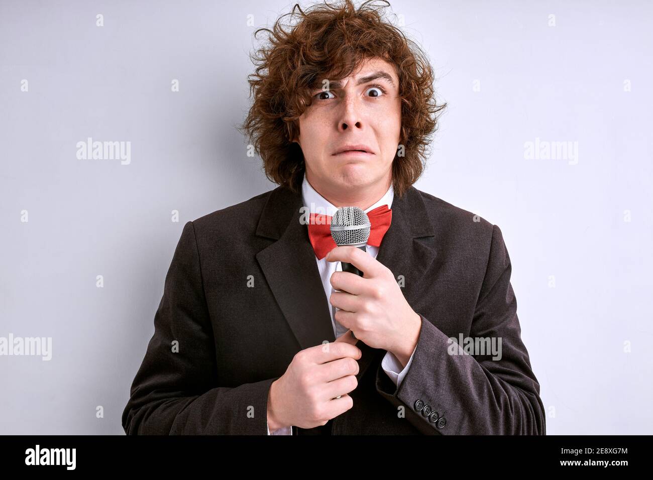 Speaker conference shy hi-res stock photography and images - Alamy