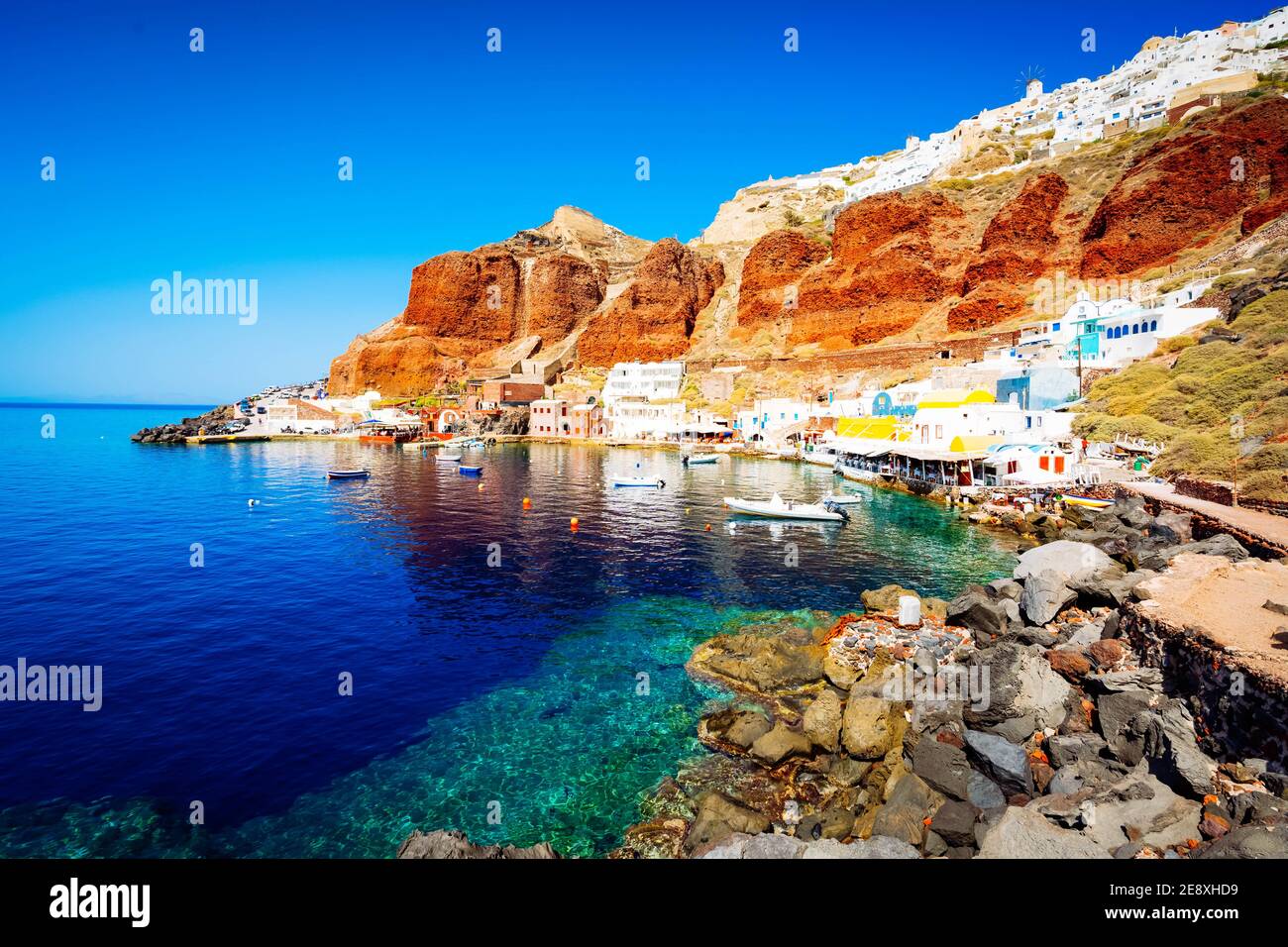 Amoudi beach hi-res stock photography and images - Alamy