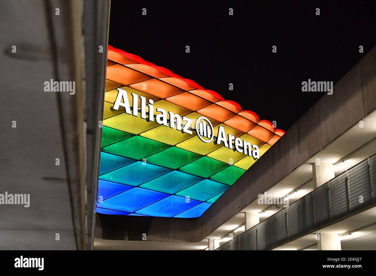 The Allianz Arena shines in the rainbow colors as a symbol of tolerance ...