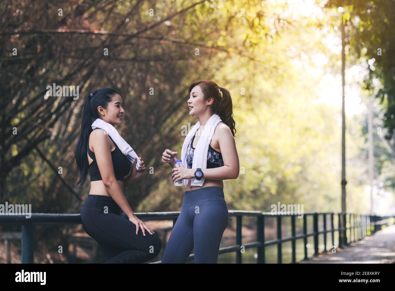 Woman Jogging High Resolution Stock Photography and Images - Alamy