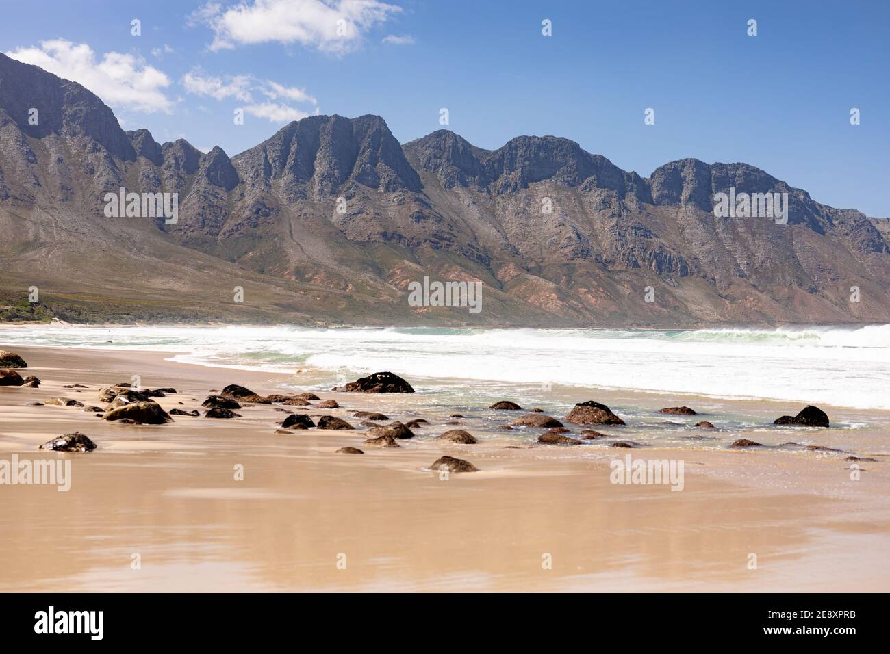 Golden sea beach hi-res stock photography and images - Alamy