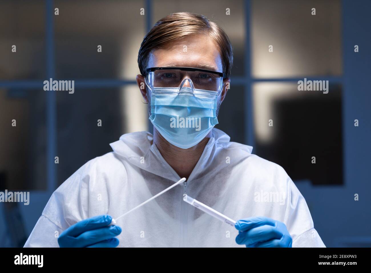 Worker protective clothing hi-res stock photography and images - Alamy