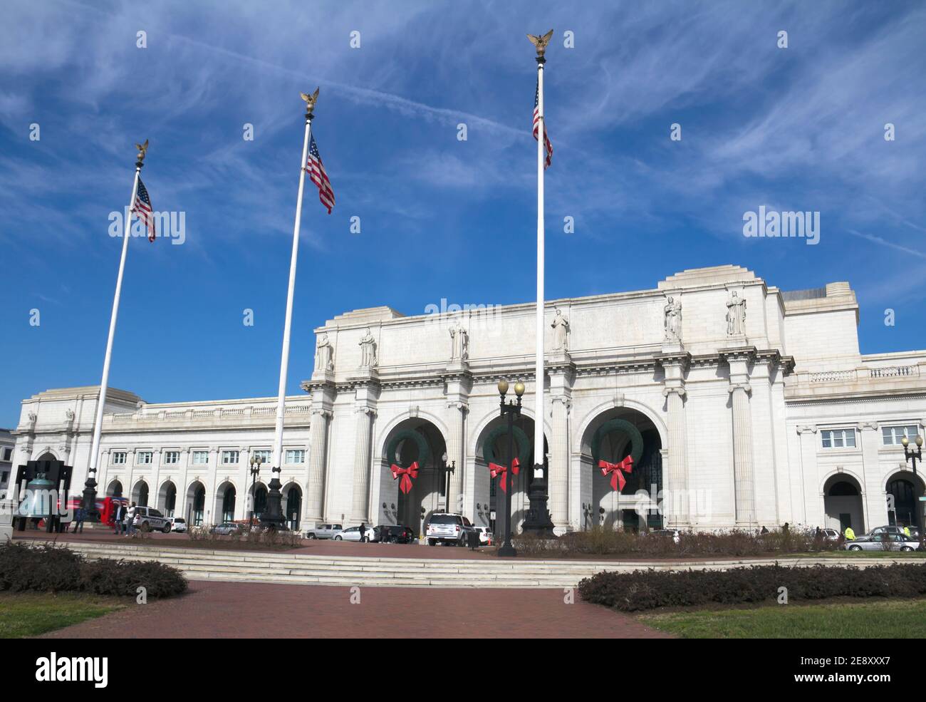 Amtrak train at union station in dc hi-res stock photography and images ...
