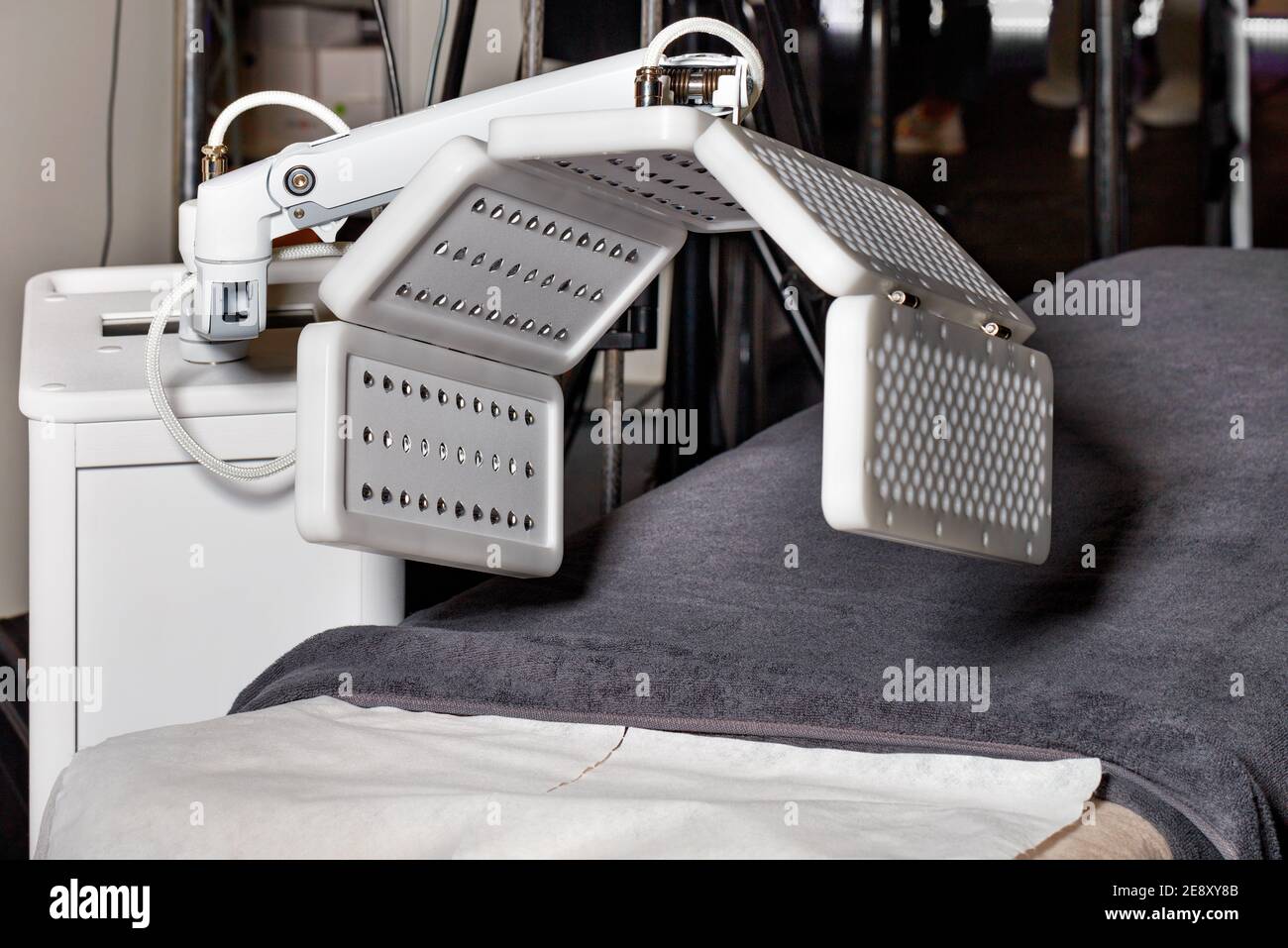 Photochromotherapy device for rejuvenation and cell regeneration, acne ...