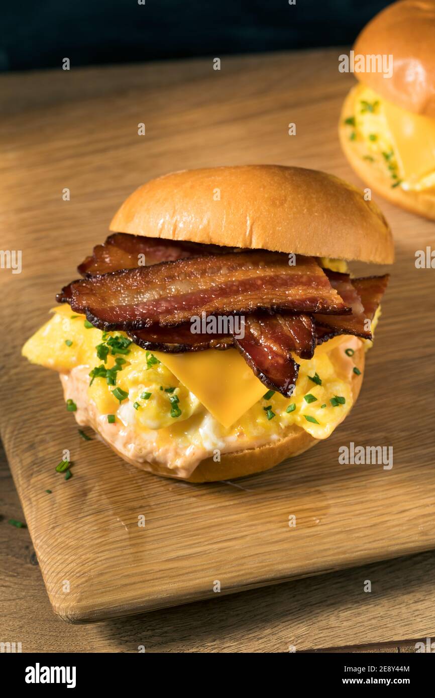 Brioche bun bacon egg hi-res stock photography and images - Alamy