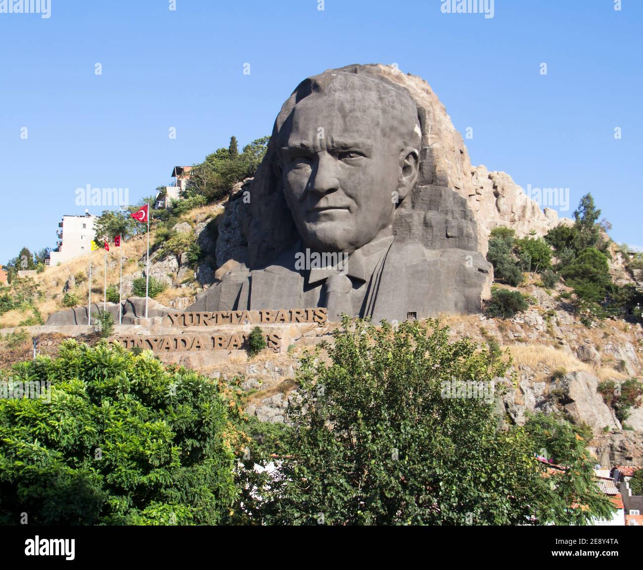 Statue of Ataturk, the founder of modern Turkey Stock Photo - Alamy