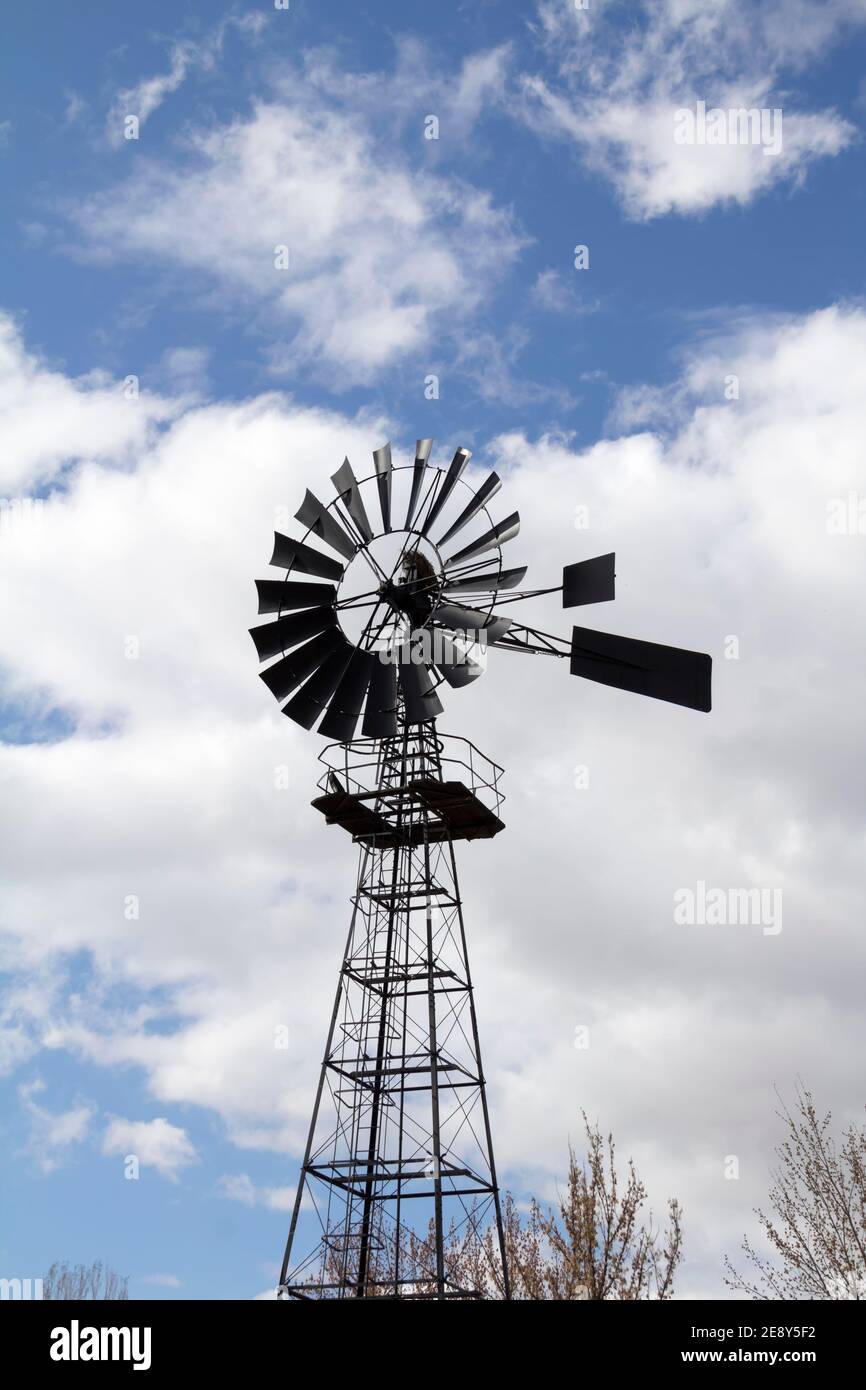 Antique farm windmill midwest america hi-res stock photography and ...