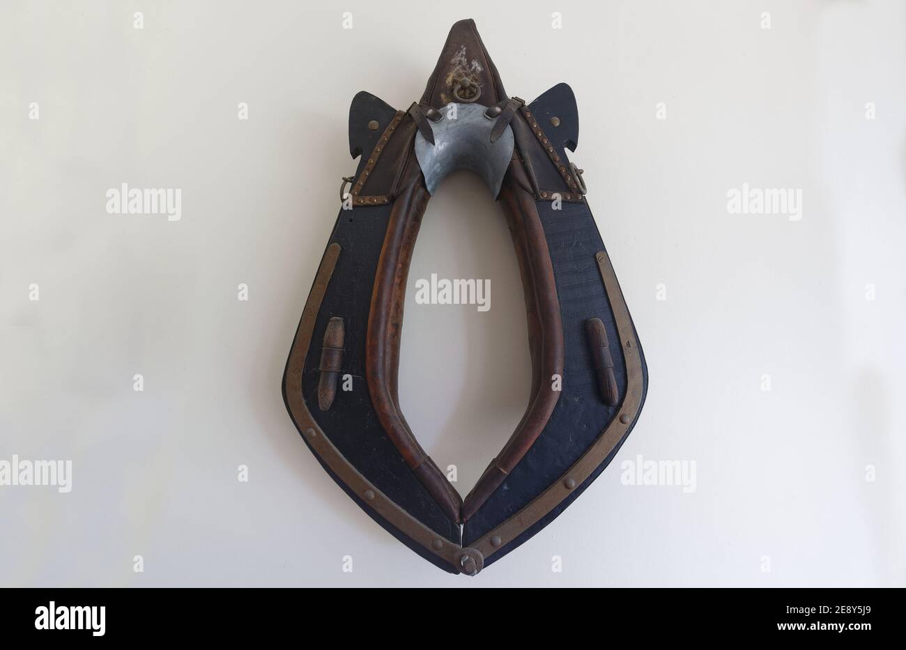 Ancient accessory that was placed on the neck of oxen and donkeys, to ...