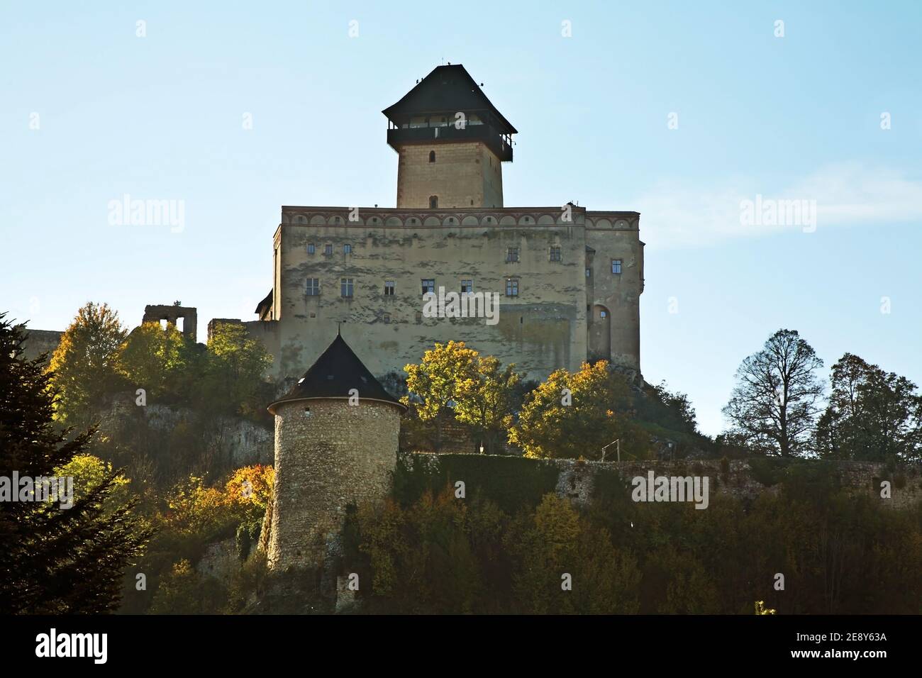 Trencin castle tourist attraction hi-res stock photography and images ...