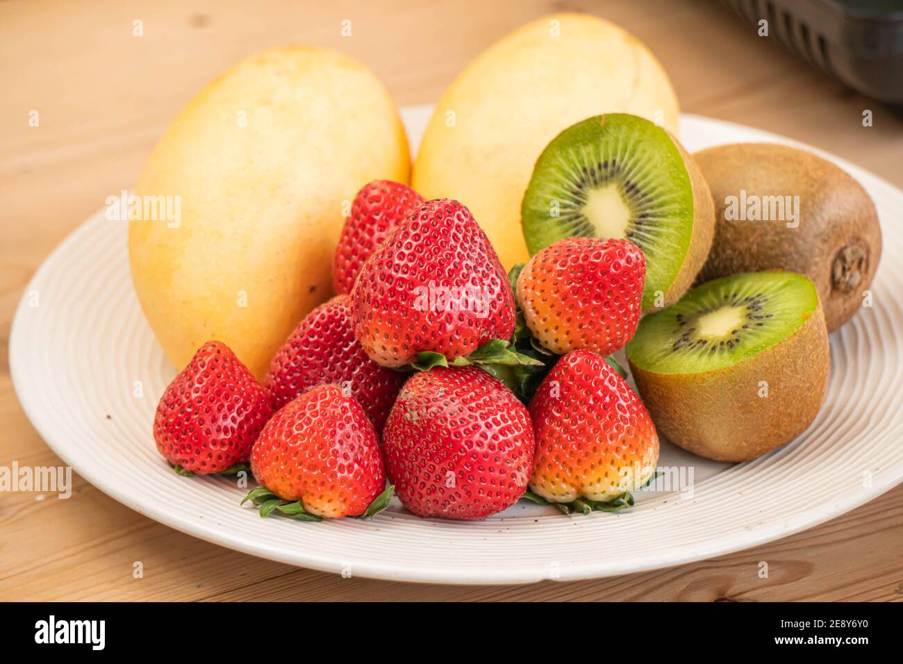 Blueberry kiwi hi-res stock photography and images - Alamy