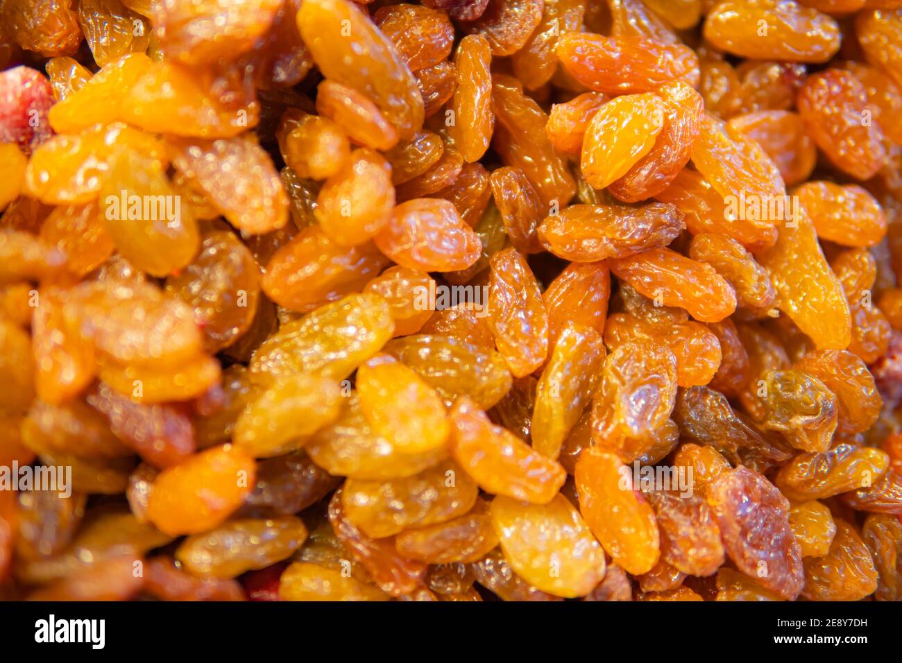 Closeup dark dried grapes hi-res stock photography and images - Alamy
