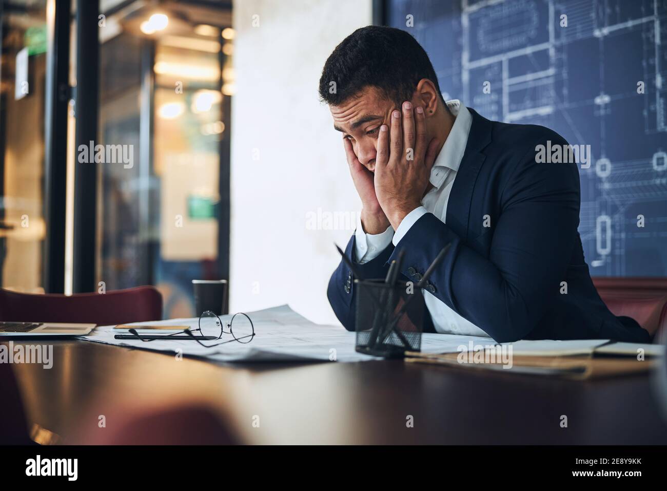 Confused person drawing hi-res stock photography and images - Alamy