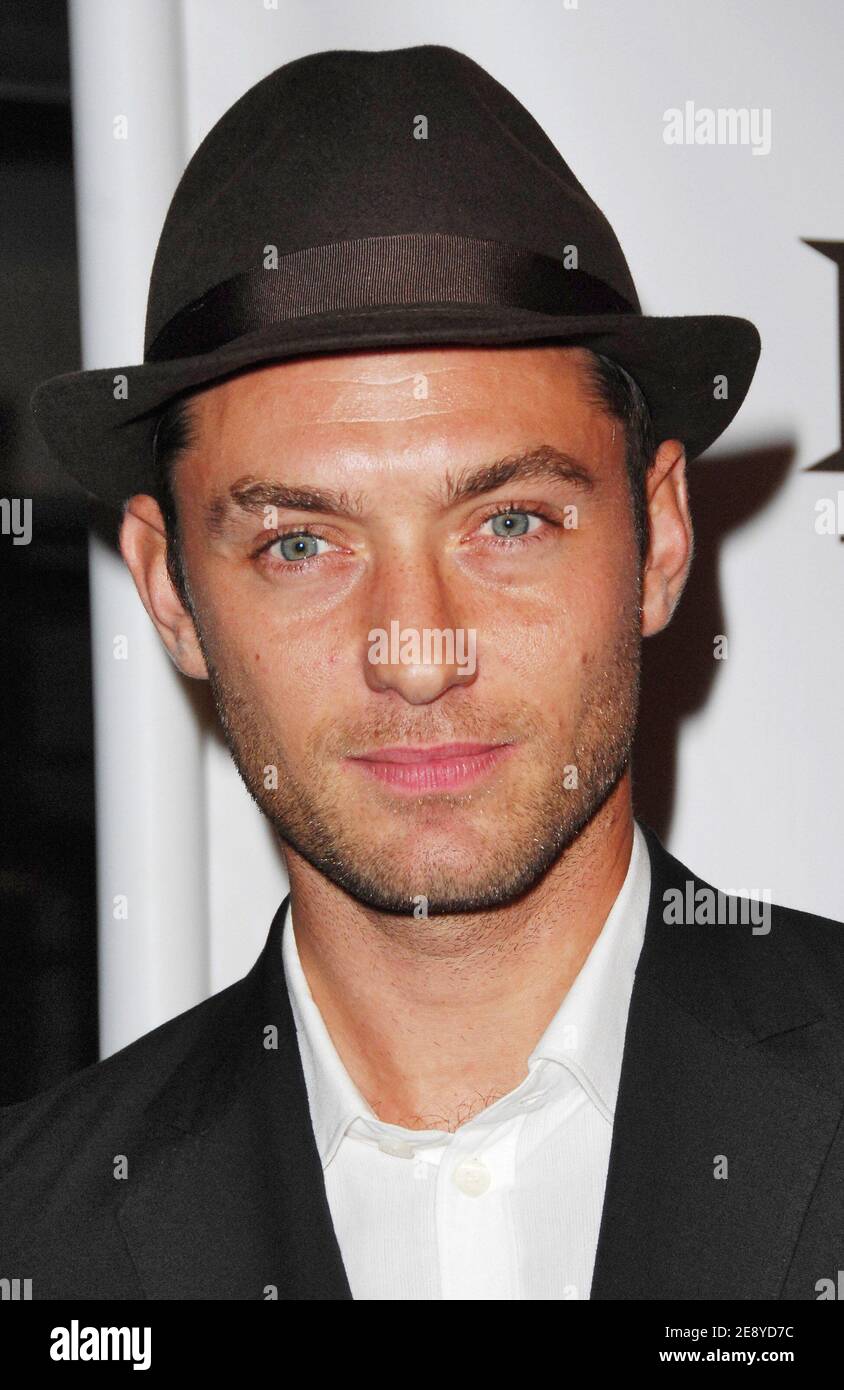 Actor Jude Law attends the premiere of Sony Pictures Classics' 'Sleuth ...