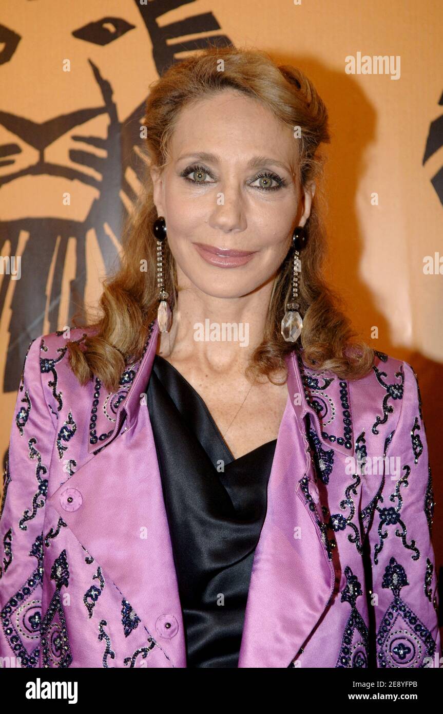 Marisa Berenson attends the premiere of new musical show, 'Le Roi Lion ...