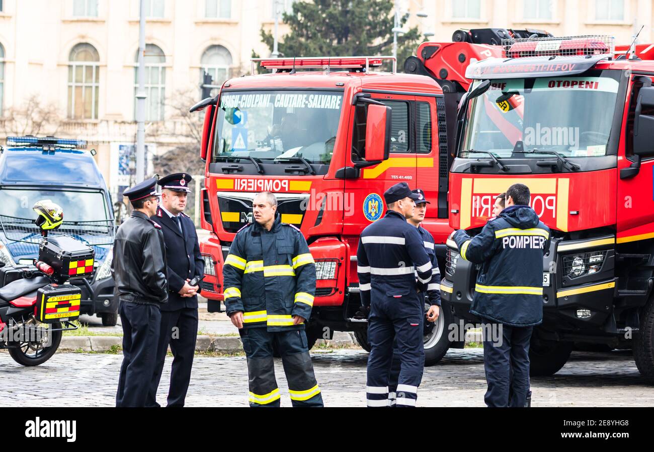 Romanian Firefighting emergency firemen (Pompierii) parked in front of ...