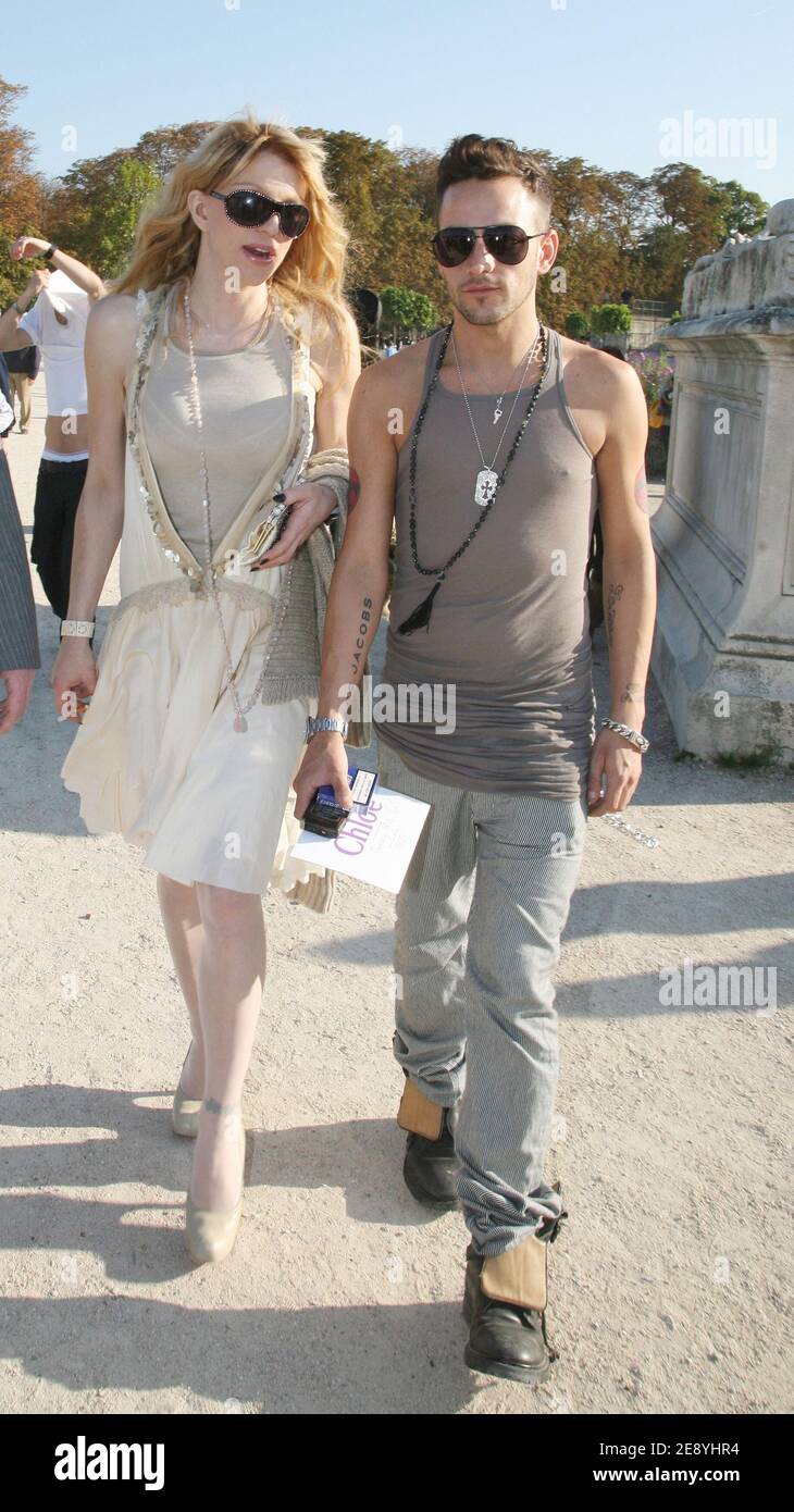 US singer Courtney Love with Marc Jacobs boyfriend, Jason Preston ...