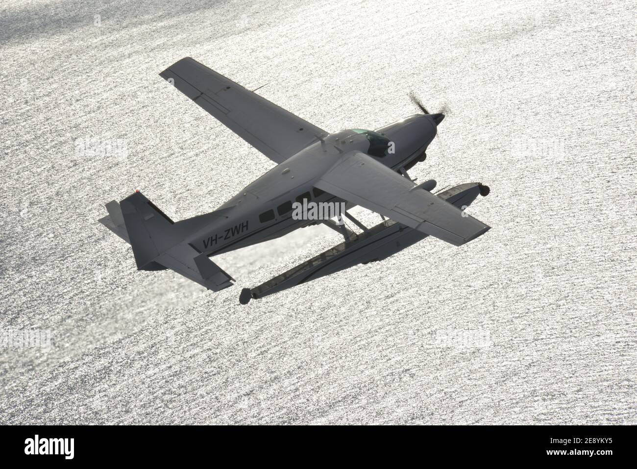 An air to air portrait of a Cessna 208 Grand Caravan float plane Stock ...