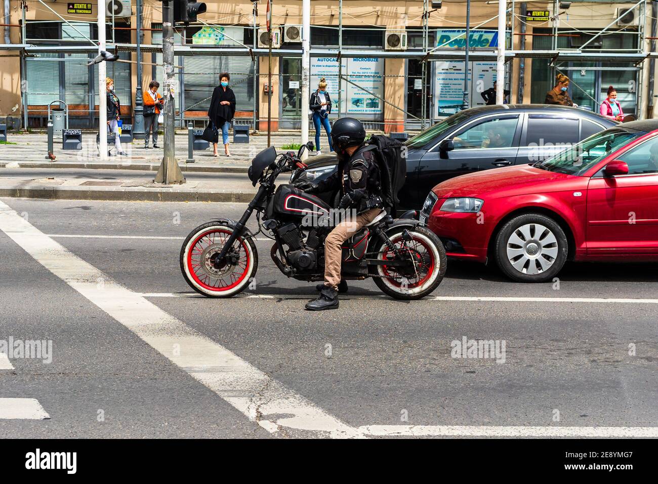 Man riding cafe racer motorcycle hi-res stock photography and images ...