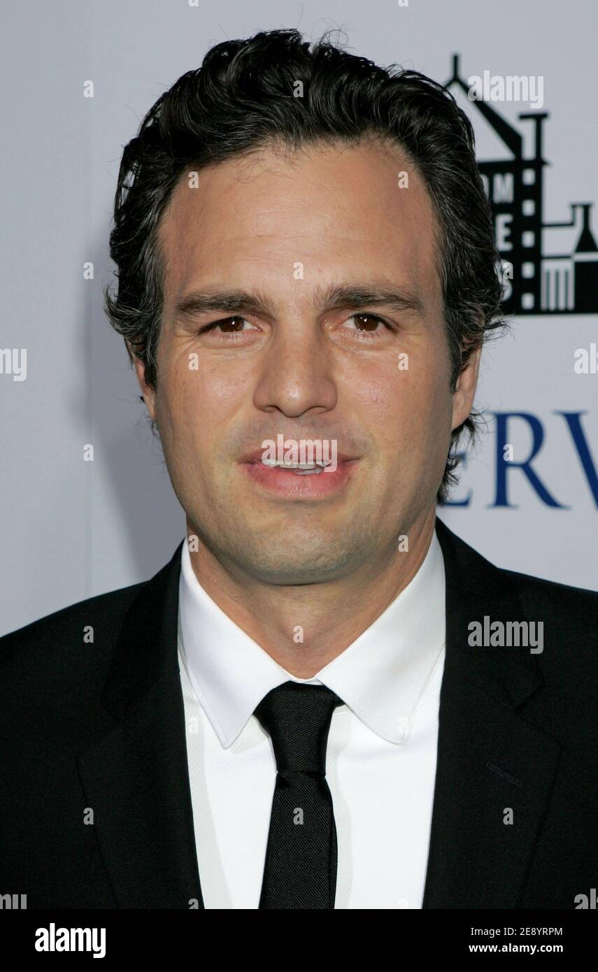 Mark Ruffalo arriving for the premiere of 'Reservation Road,' held at ...
