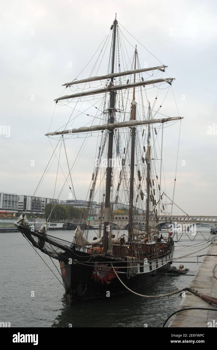 Various views of tall ship 'La Boudeuse' docked on the Seine river ...