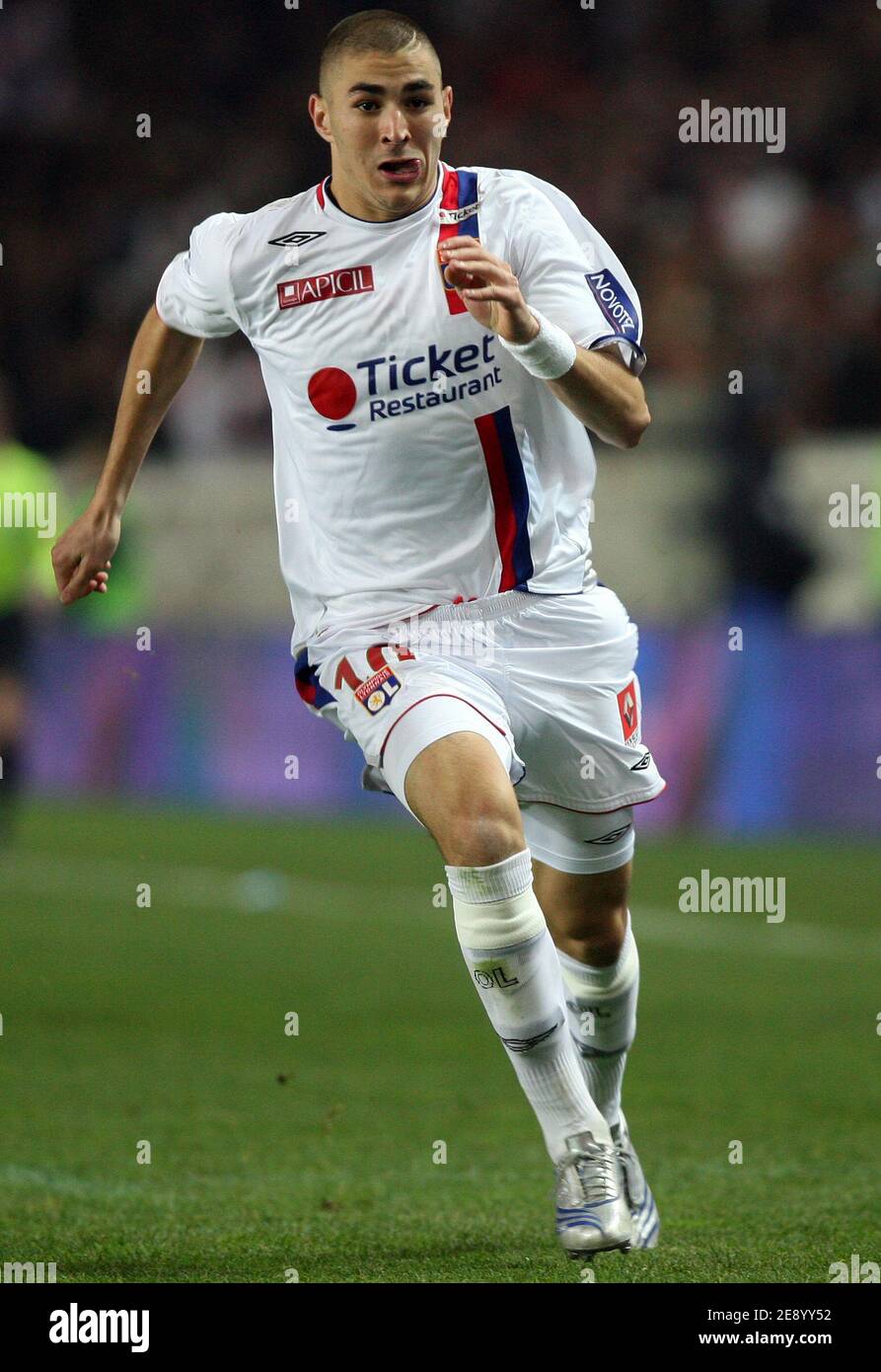 Lyons karim benzema hi-res stock photography and images - Alamy