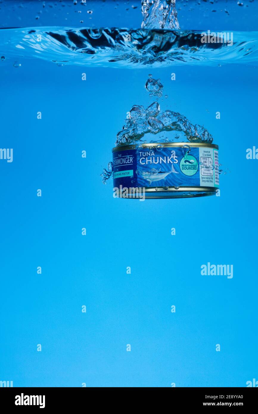 Washing tuna hi-res stock photography and images - Alamy