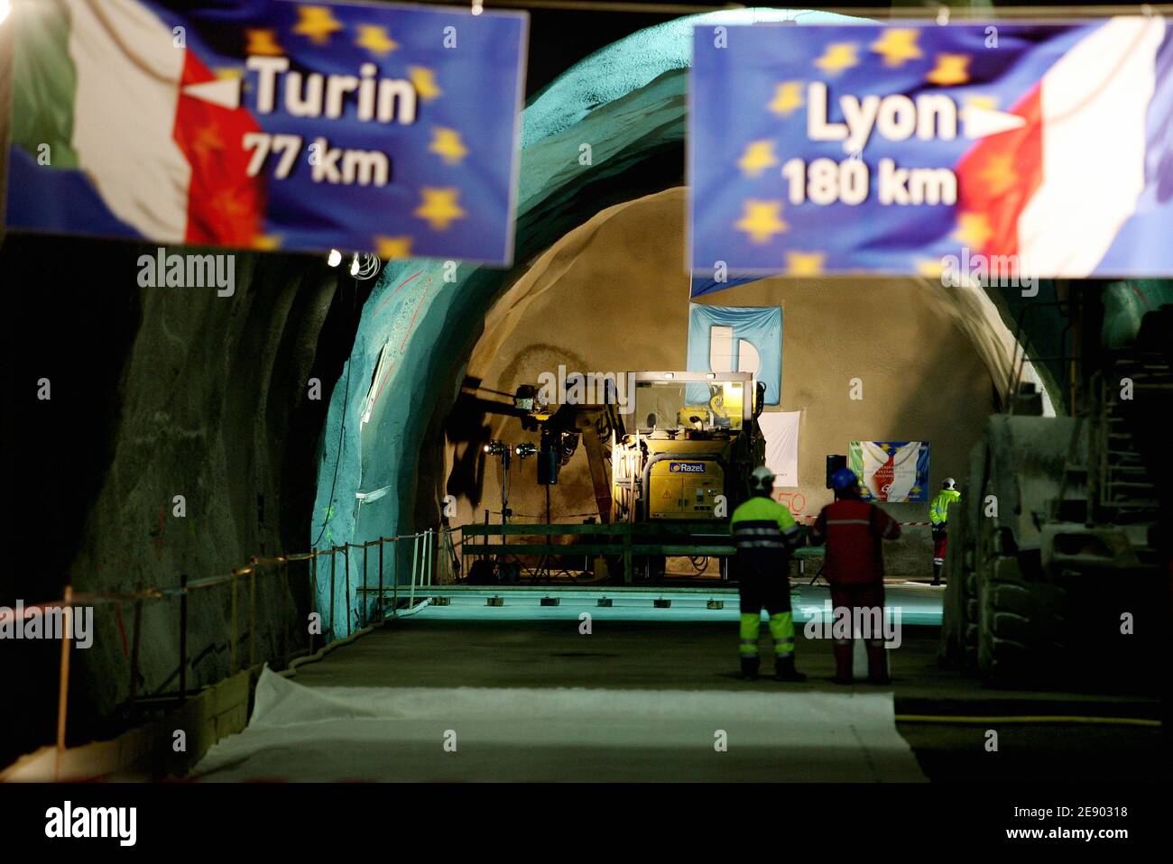 Tgv france italy hi-res stock photography and images - Alamy