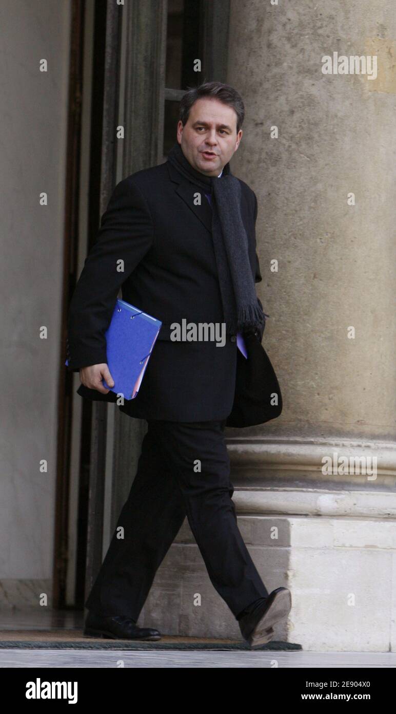 Bertrand leaves france hi-res stock photography and images - Alamy