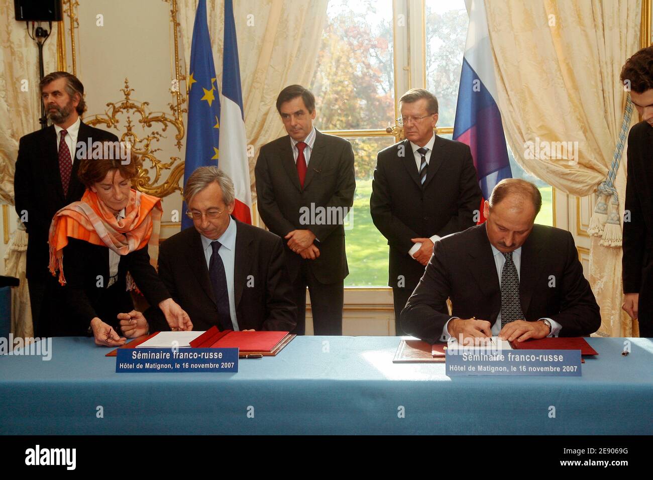 Matignon accords hi-res stock photography and images - Alamy