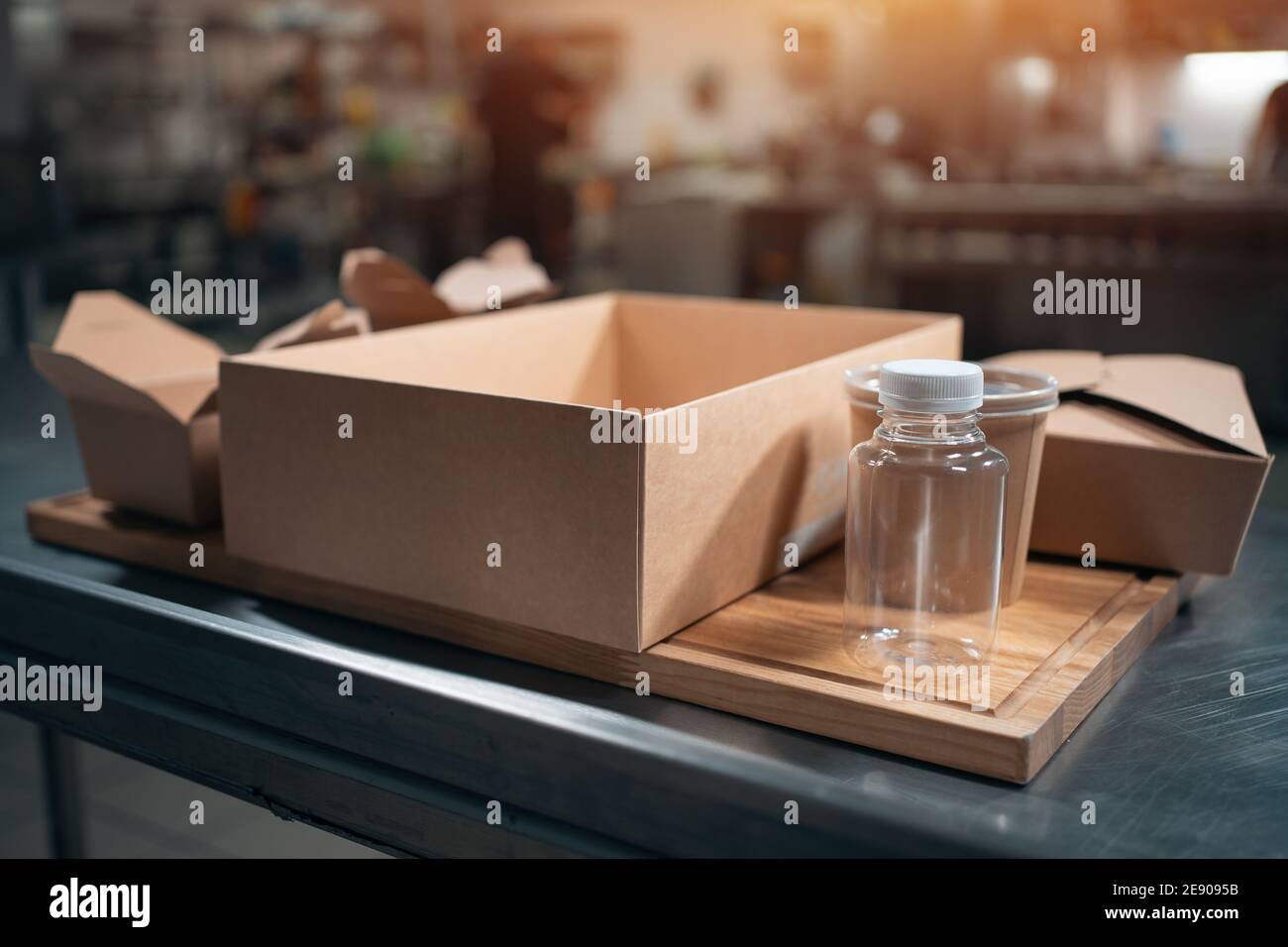 set of food boxes and cardboard containers for delivery Stock Photo - Alamy