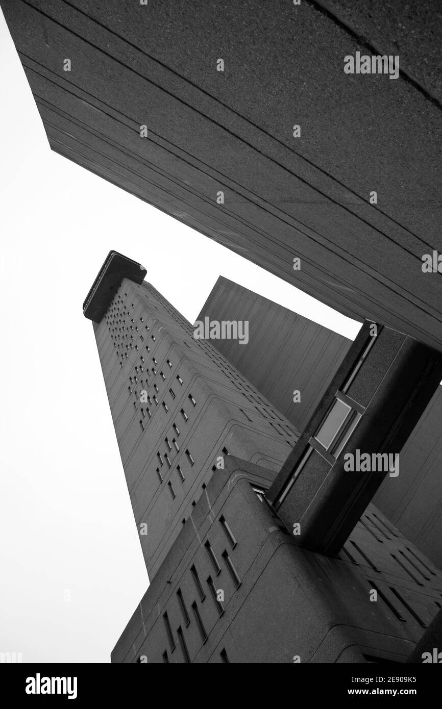 Trellick Tower, the iconic brutalist tower block, Golborne Road, Kensal ...