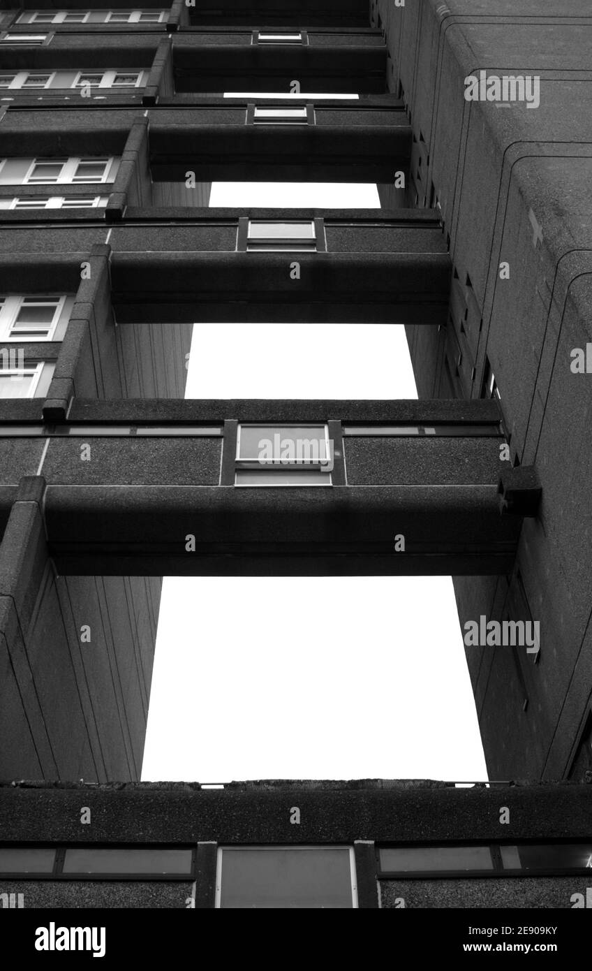 Trellick Tower, the iconic brutalist tower block, Golborne Road, Kensal ...
