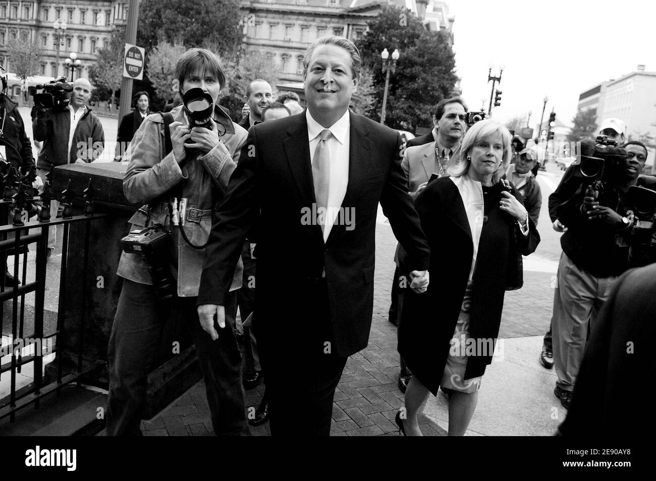 Former Vice President and 2007 Nobel Peace Prize Al Gore and his wife ...