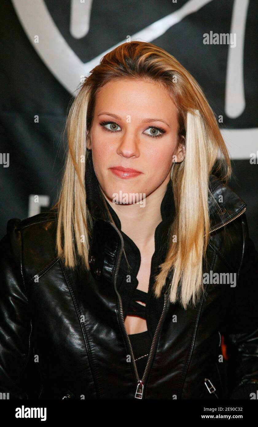 French singer Lorie signs copies of her new album '2Lor en moi' at the ...