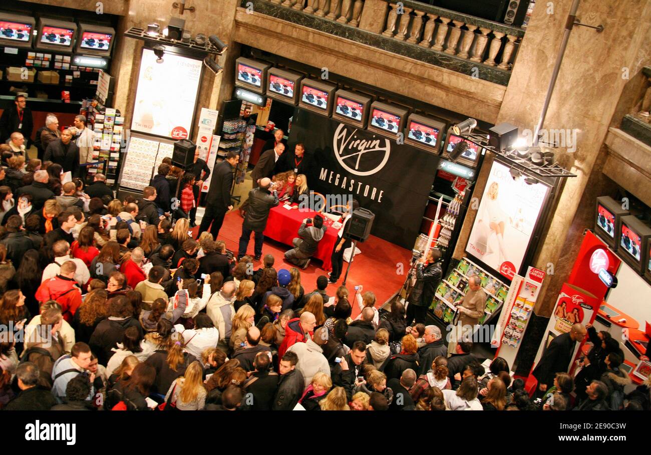 French singer Lorie signs copies of her new album '2Lor en moi' at the ...