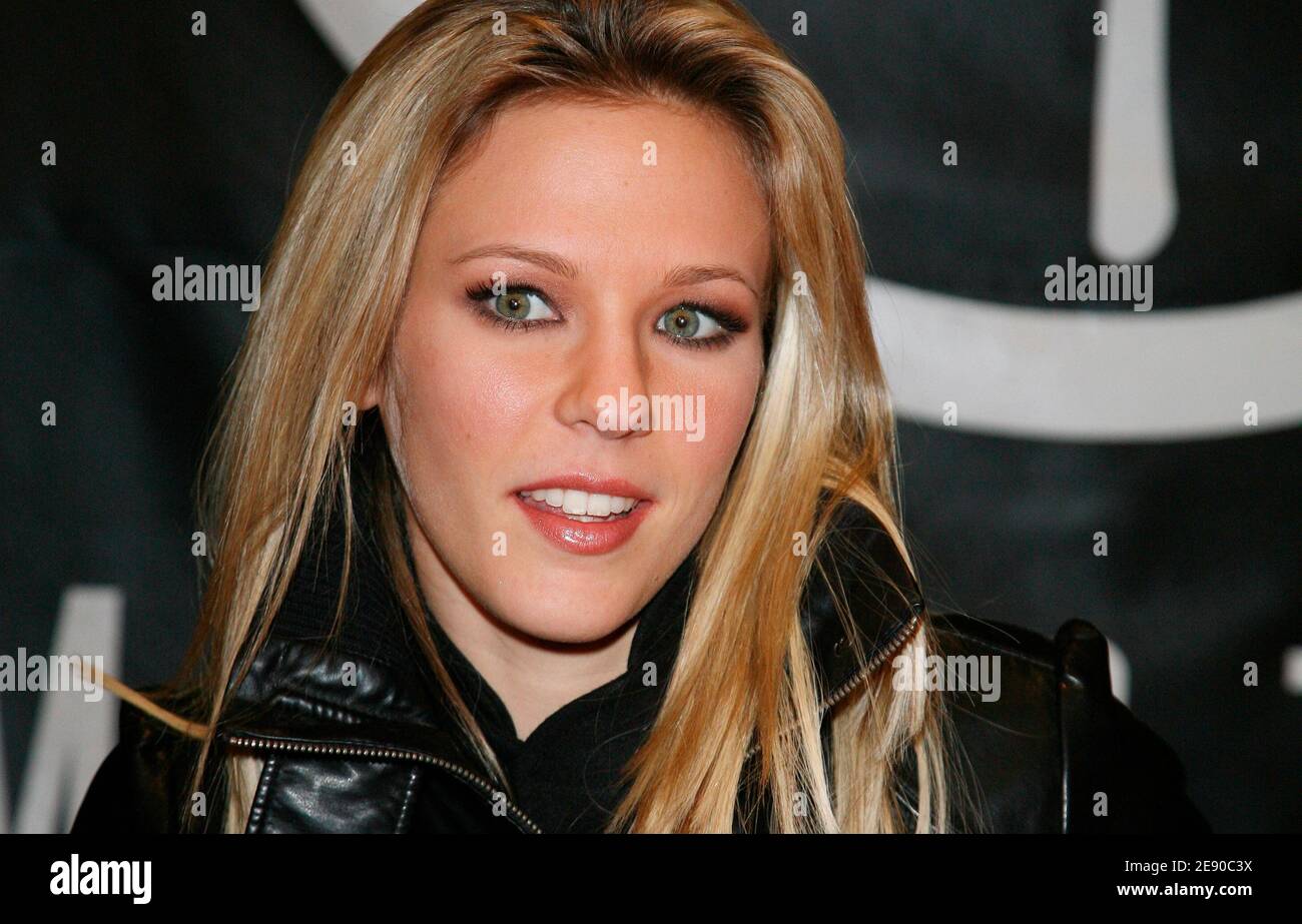 French singer Lorie signs copies of her new album '2Lor en moi' at the ...
