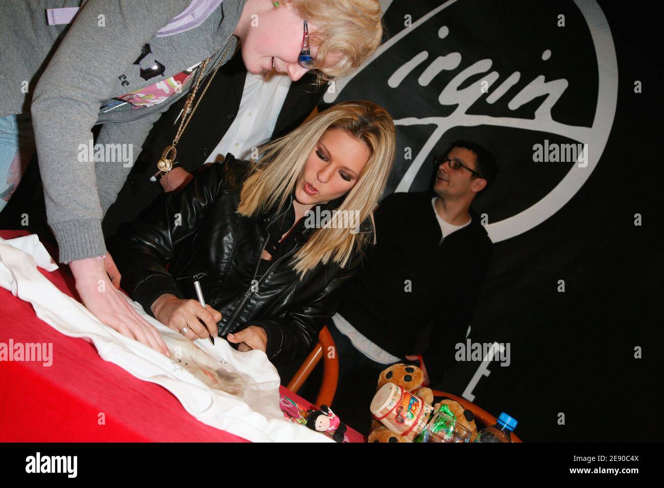 French singer Lorie signs copies of her new album '2Lor en moi' at the ...