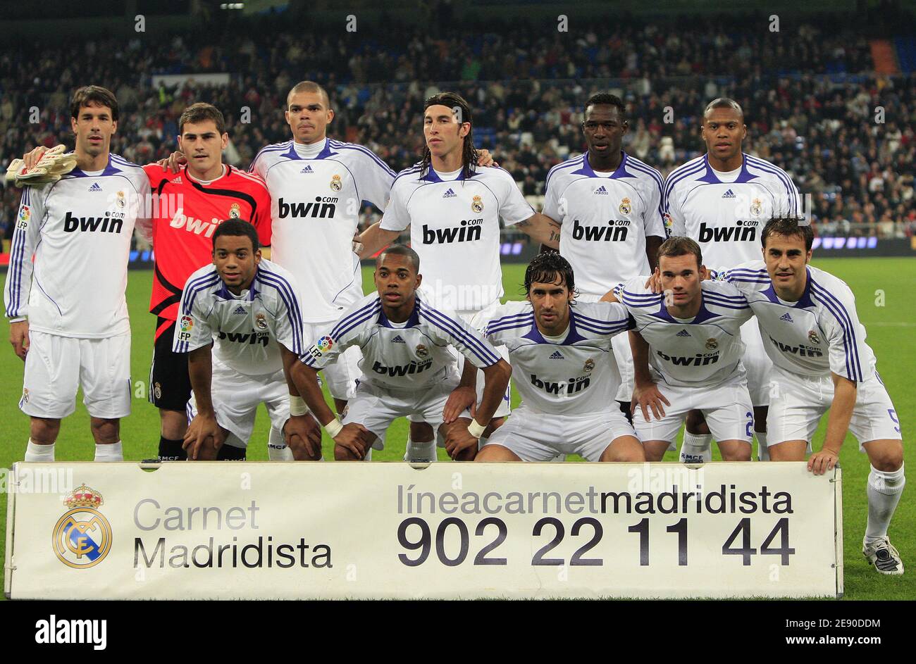 Real Madrid's team group during the Spanish League soccer match between ...