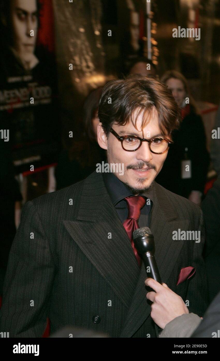Film star Johnny Depp arriving for the Dreamworks premiere of 'Sweeny ...