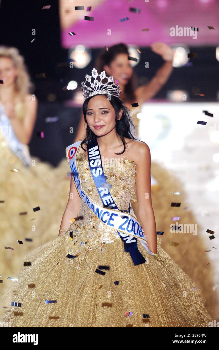 Miss Reunion Valerie Begue is crowned Miss France 2008 during the 2008 ...