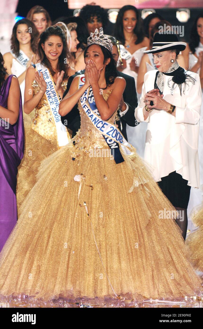 Miss Reunion Valerie Begue is crowned Miss France 2008 during the 2008 ...