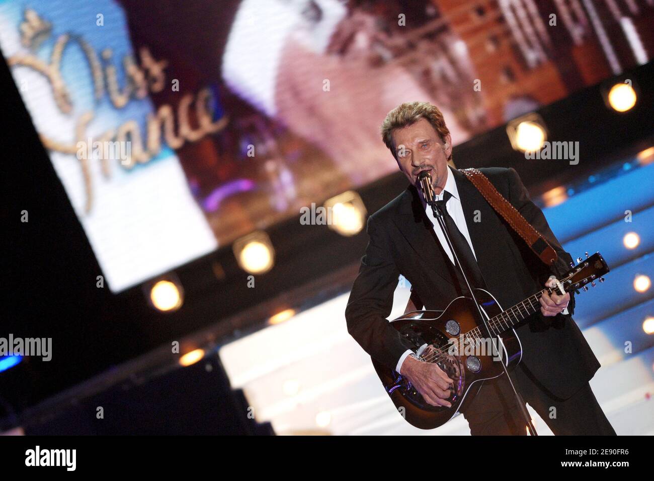 Singer Johnny Hallyday performs live during the 2008 Miss France ...