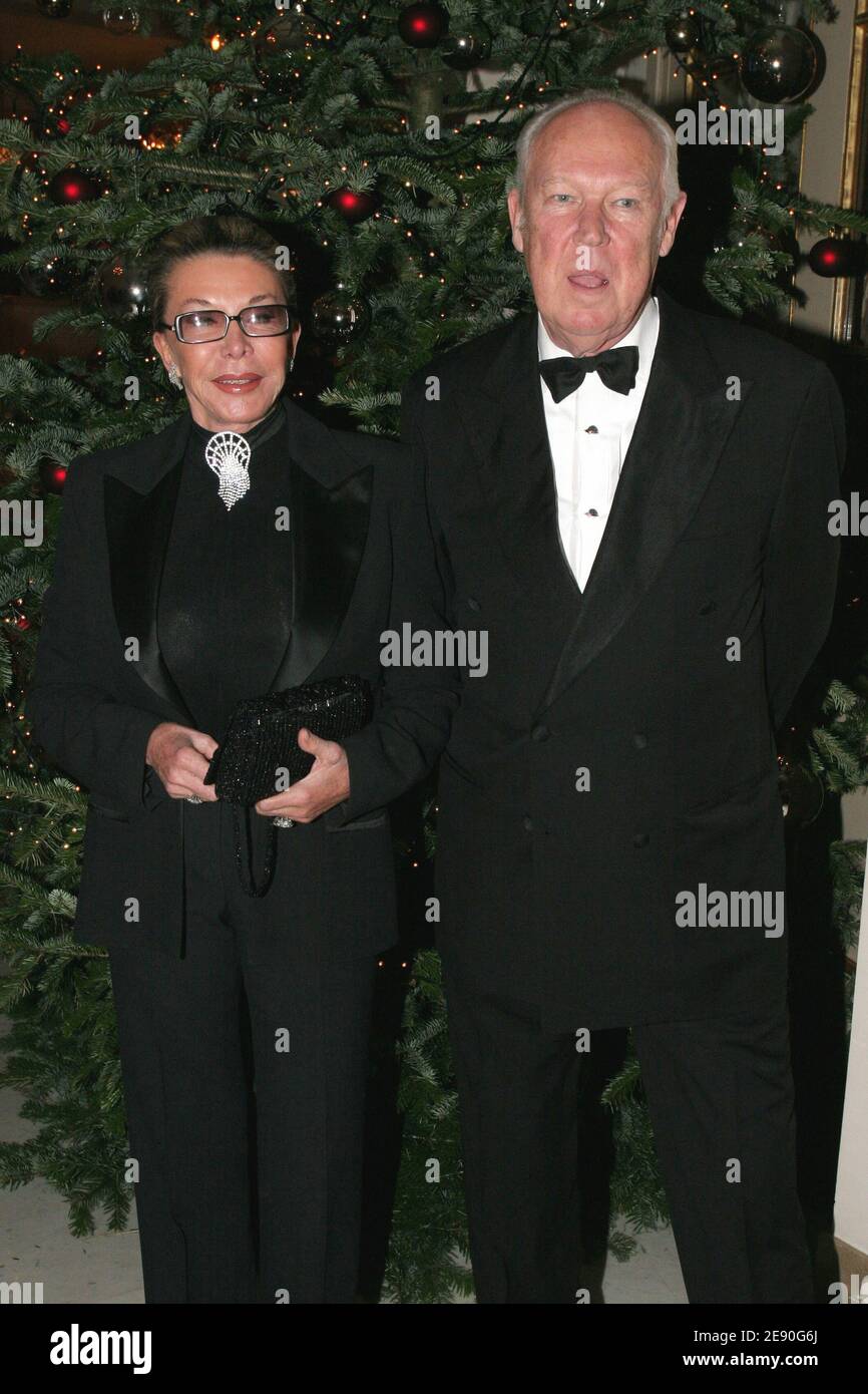 Hotel de savoie paris hi-res stock photography and images - Alamy