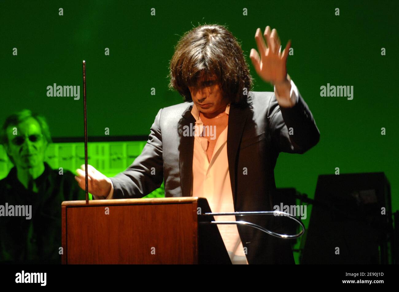 Jarre paris hi-res stock photography and images - Alamy