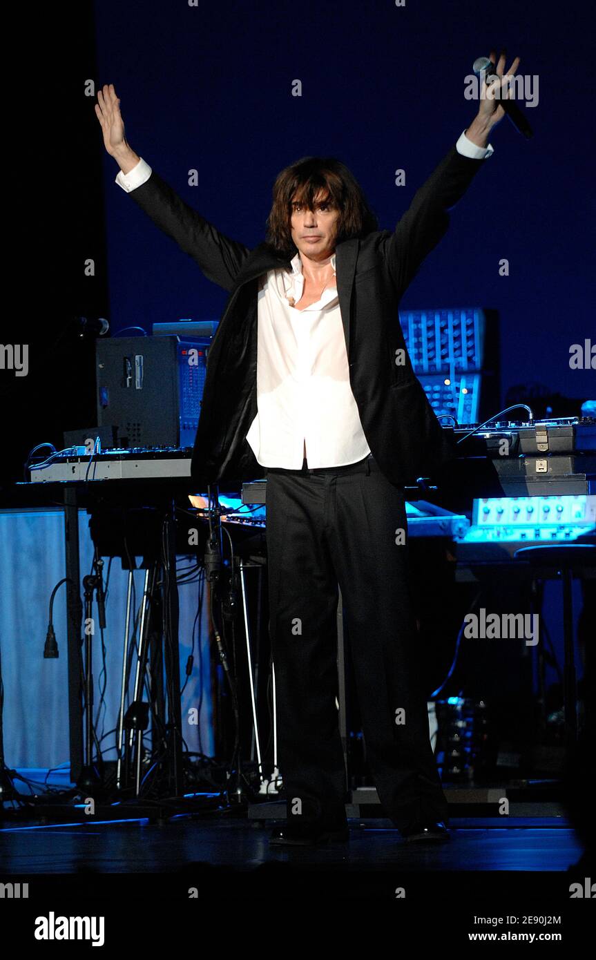 Jarre paris hi-res stock photography and images - Alamy