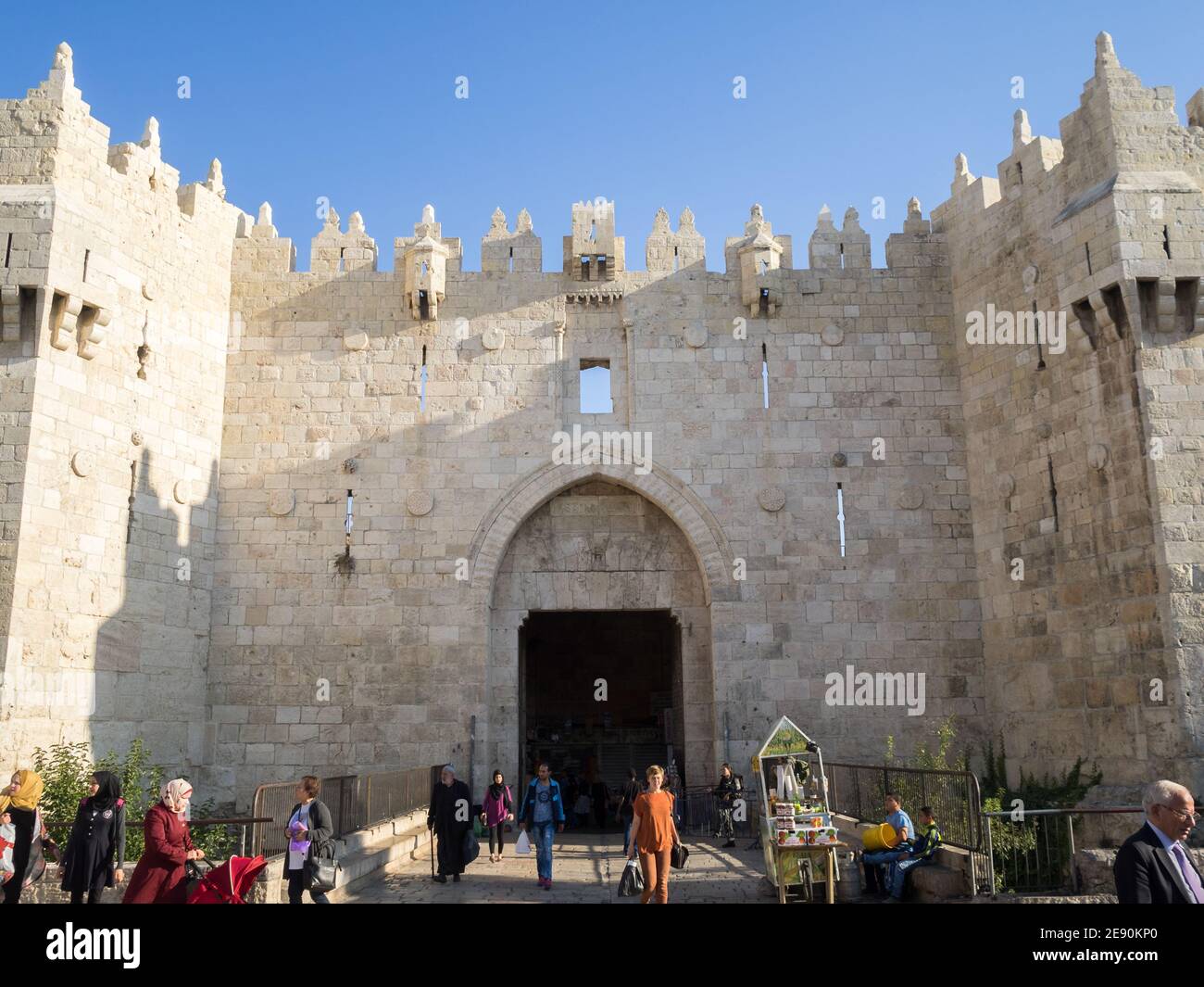 Old quarter damascus hi-res stock photography and images - Alamy