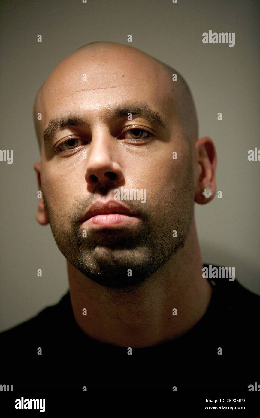 Sinik hi-res stock photography and images - Alamy