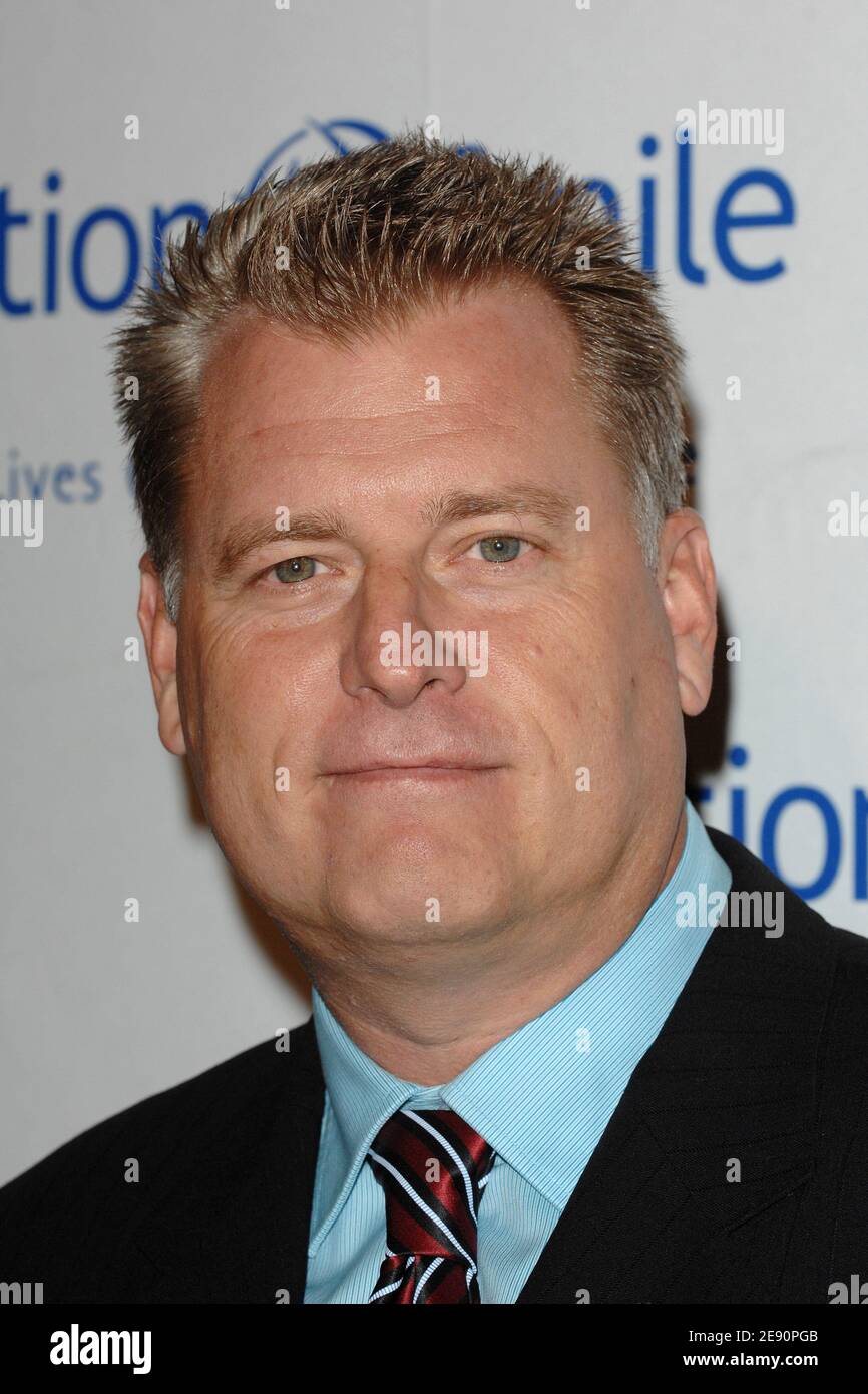 Joe Simpson attends the "Operation Smile" 25th Anniversary Gala held at ...